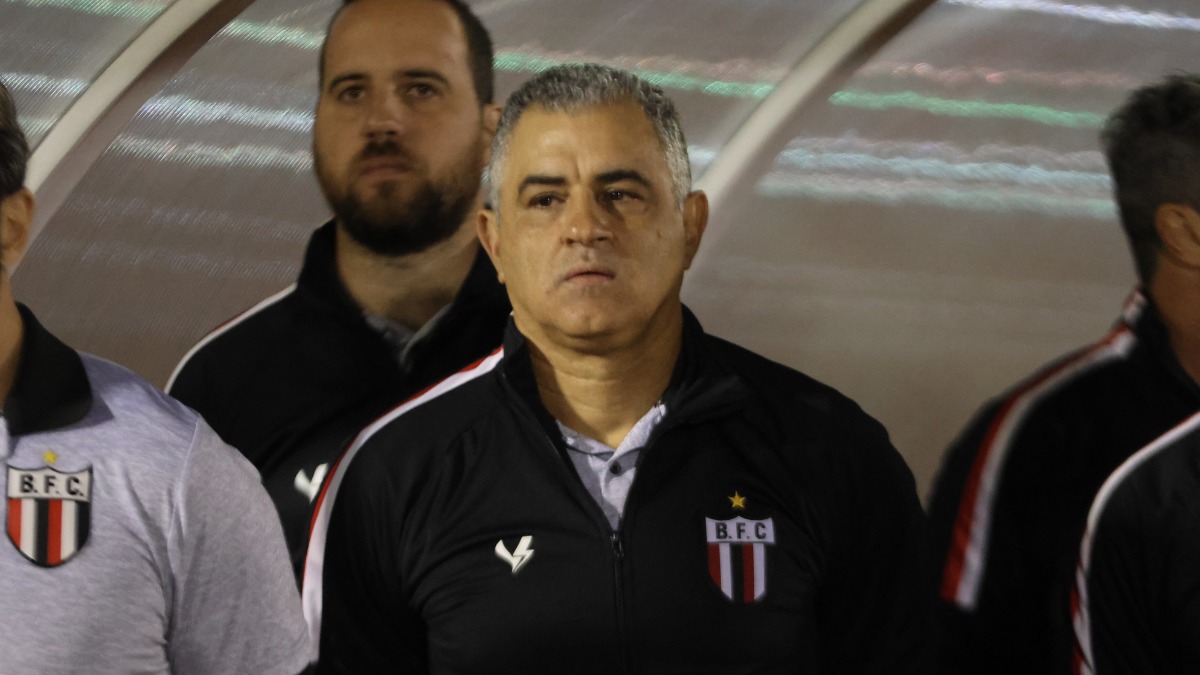 Chamusca fala em "moralização do mando" após vitória em casa do Pantera ...